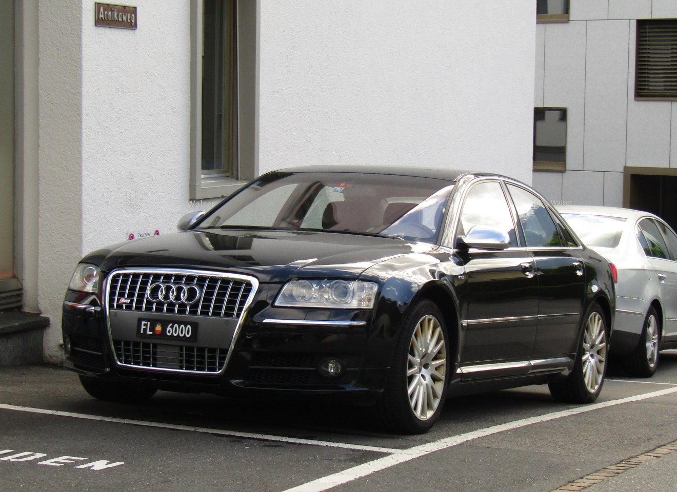 Audi S8 (D3) 5.2 FSI V10 (450 Hp) quattro Tiptronc